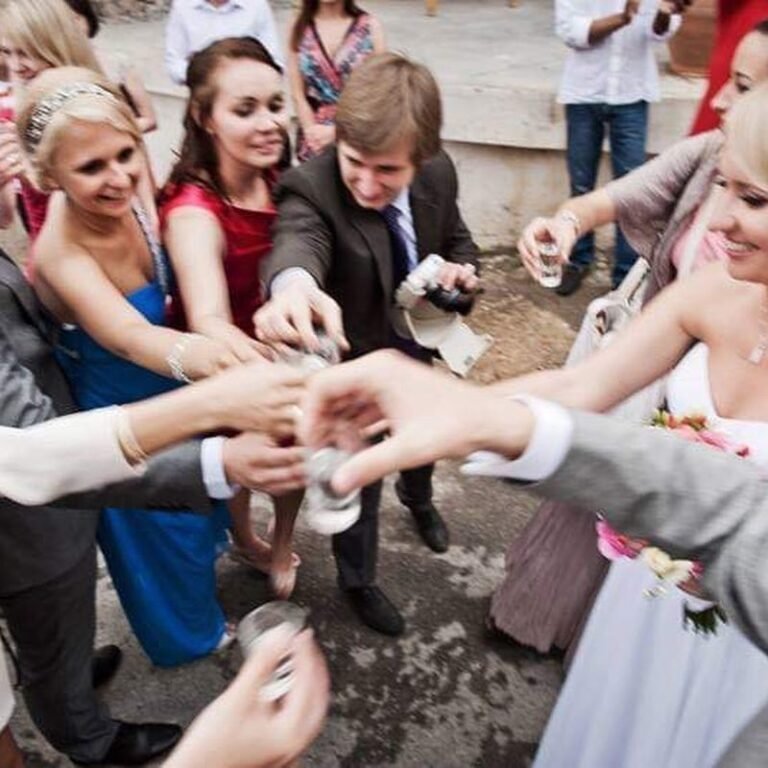 Cretan Raki: Your Guide to Tsikoudia's Tradition - For The Love of Crete