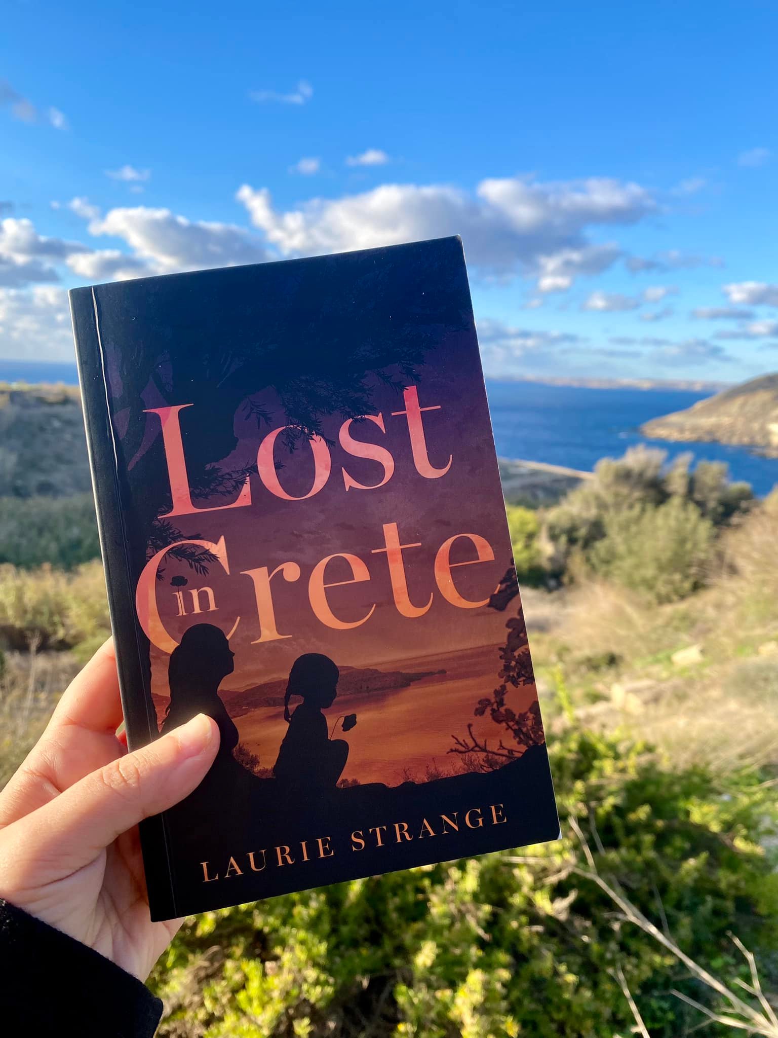 Lost in Crete: Meet the Author Laurie Strange - For The Love of Crete