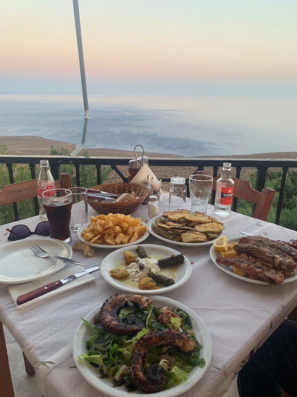 19 Traditional Cretan Tavernas in Chania Region That You Must Try - For ...
